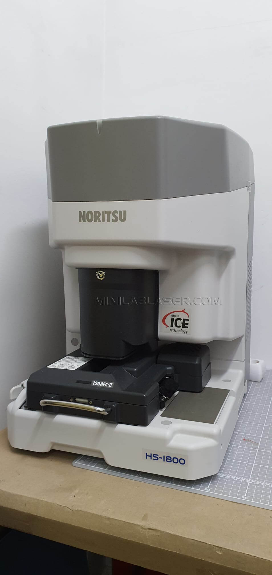Noritsu HS1800 Film Scanner » Photomarket.online